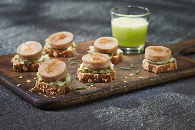 TOASTS DE BOUDIN NATURE, RÉMOULADE DE CONCOMBRE ET POMMES - Bahier ...